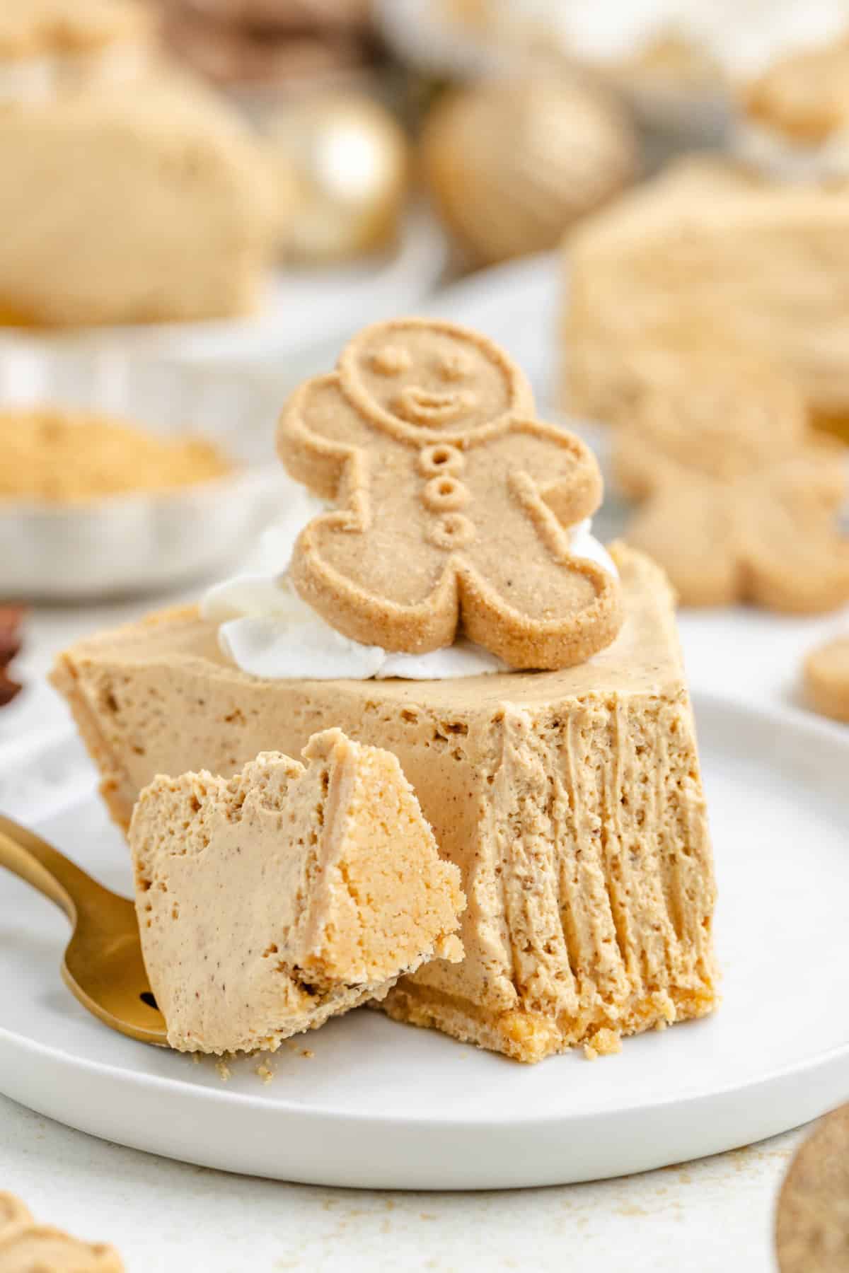 Gingerbread Cream Pie - Semi Homemade Kitchen