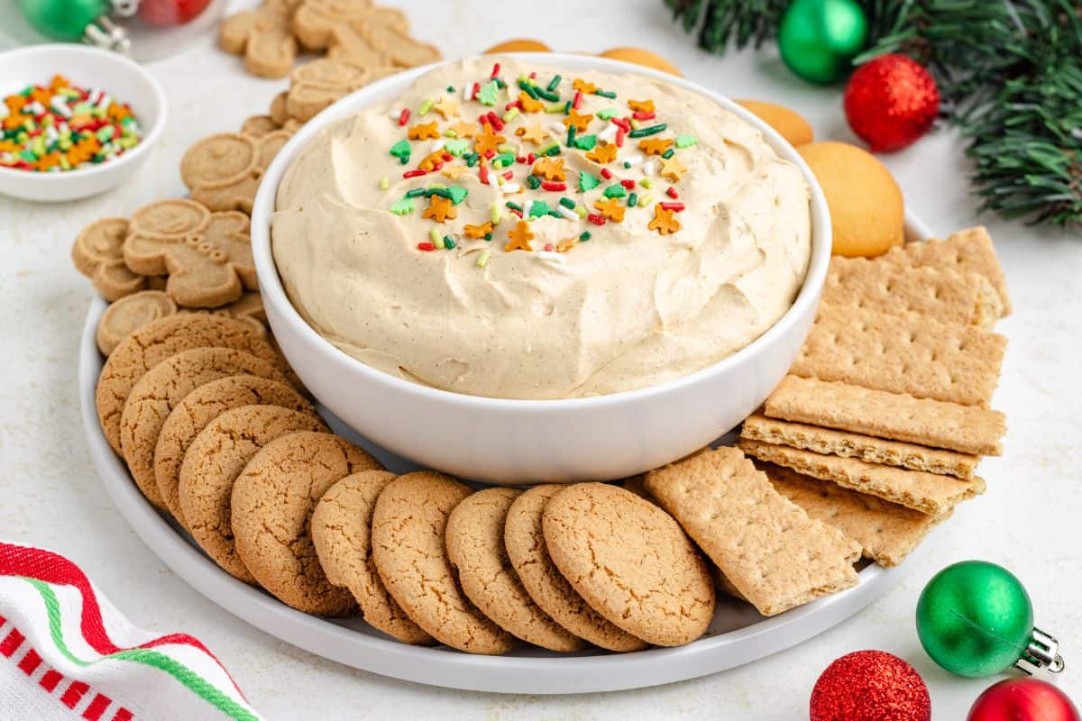 Gingerbread Cheesecake Dip - Semi Homemade Kitchen
